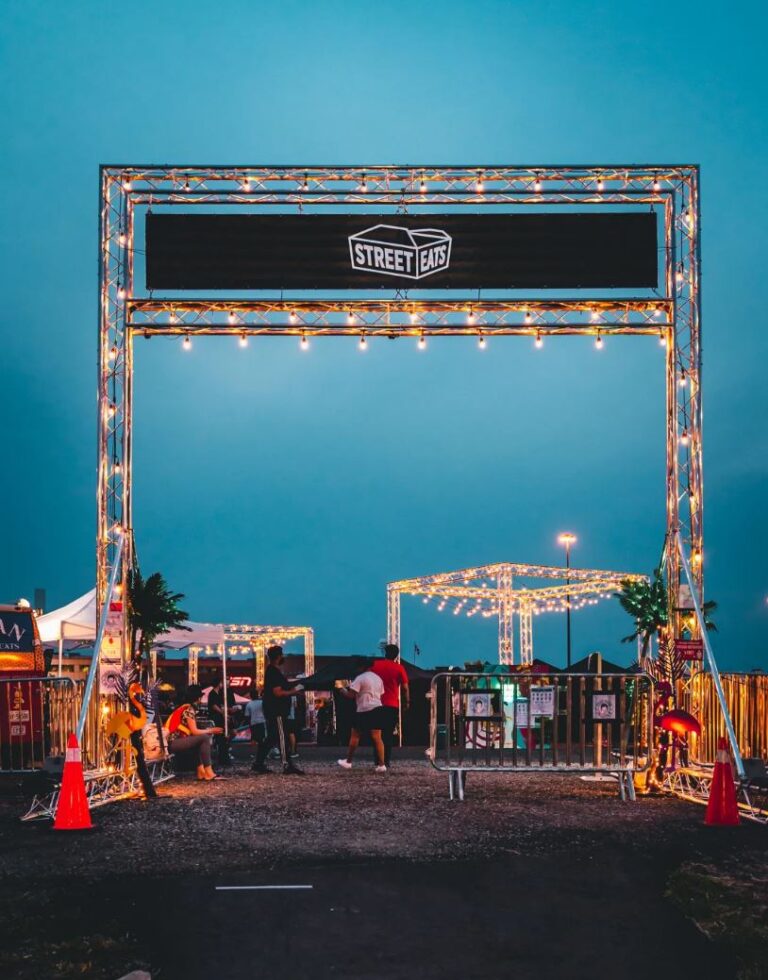 Aluminum Truss Entrance Systems - Truss Arch, Entry & Exit Truss