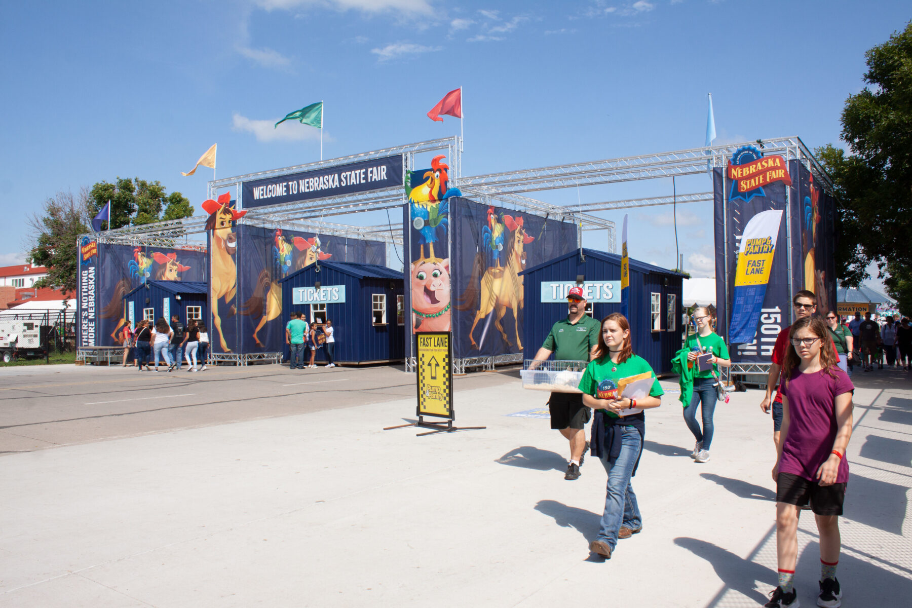 Aluminum Truss Entrance Systems - Truss Arch, Entry & Exit Truss